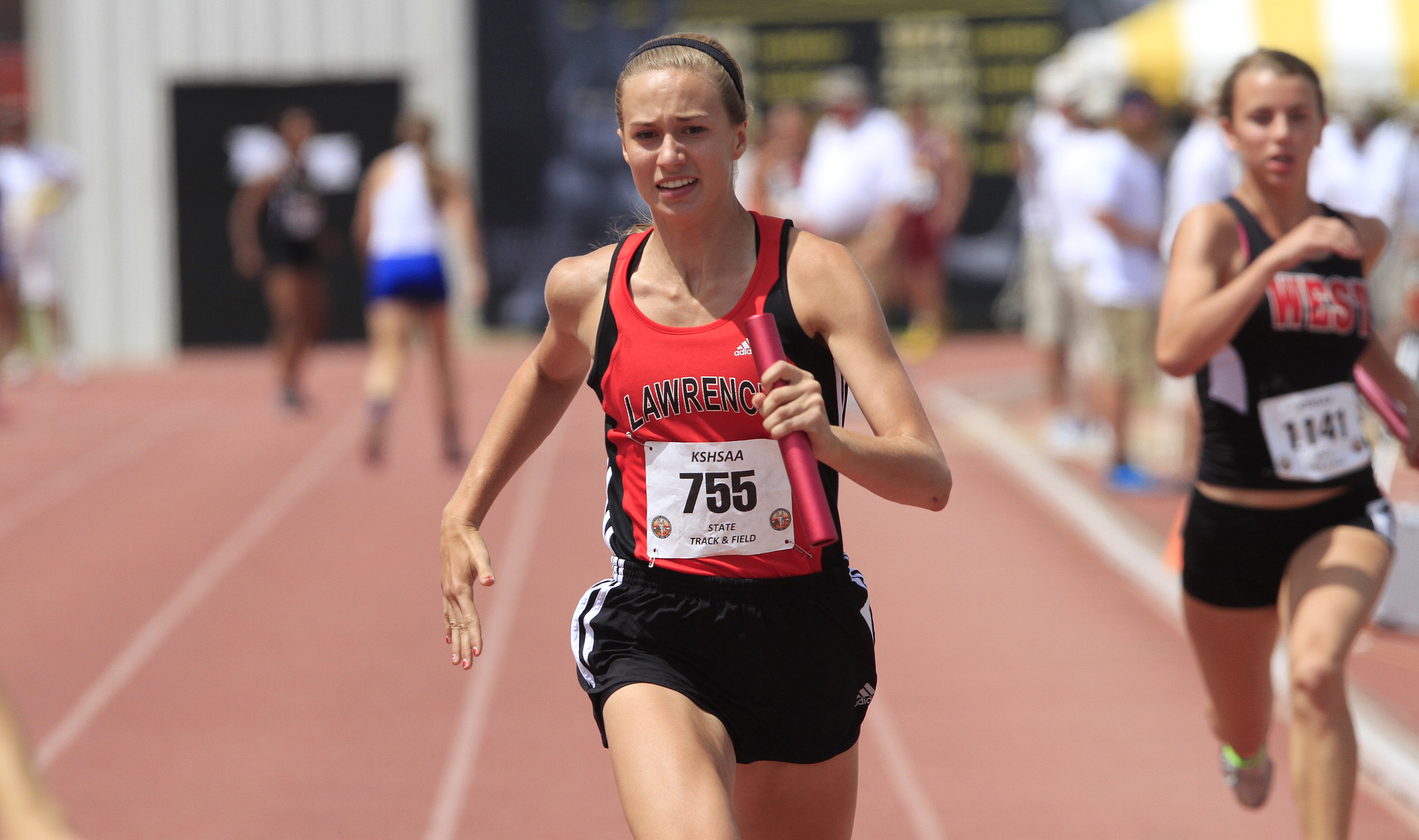 Record relay lifts LHS girls to third place at state track | News ...